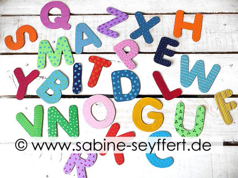 DIY Idee zum Schulanfang: Buntes Upcycling ABC zum Lesen lernen ...